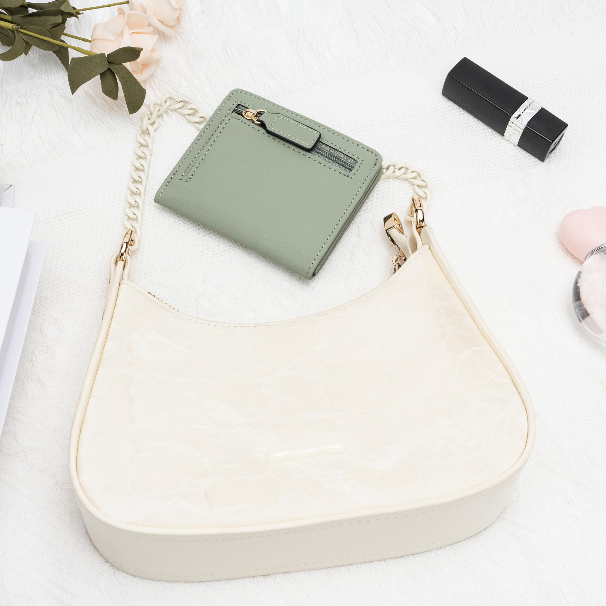Gostwo Small Wallet for Women, Bifold Card Holder Rfid Wallet Women Genuine Leather with ID Window(CypressGreen)
