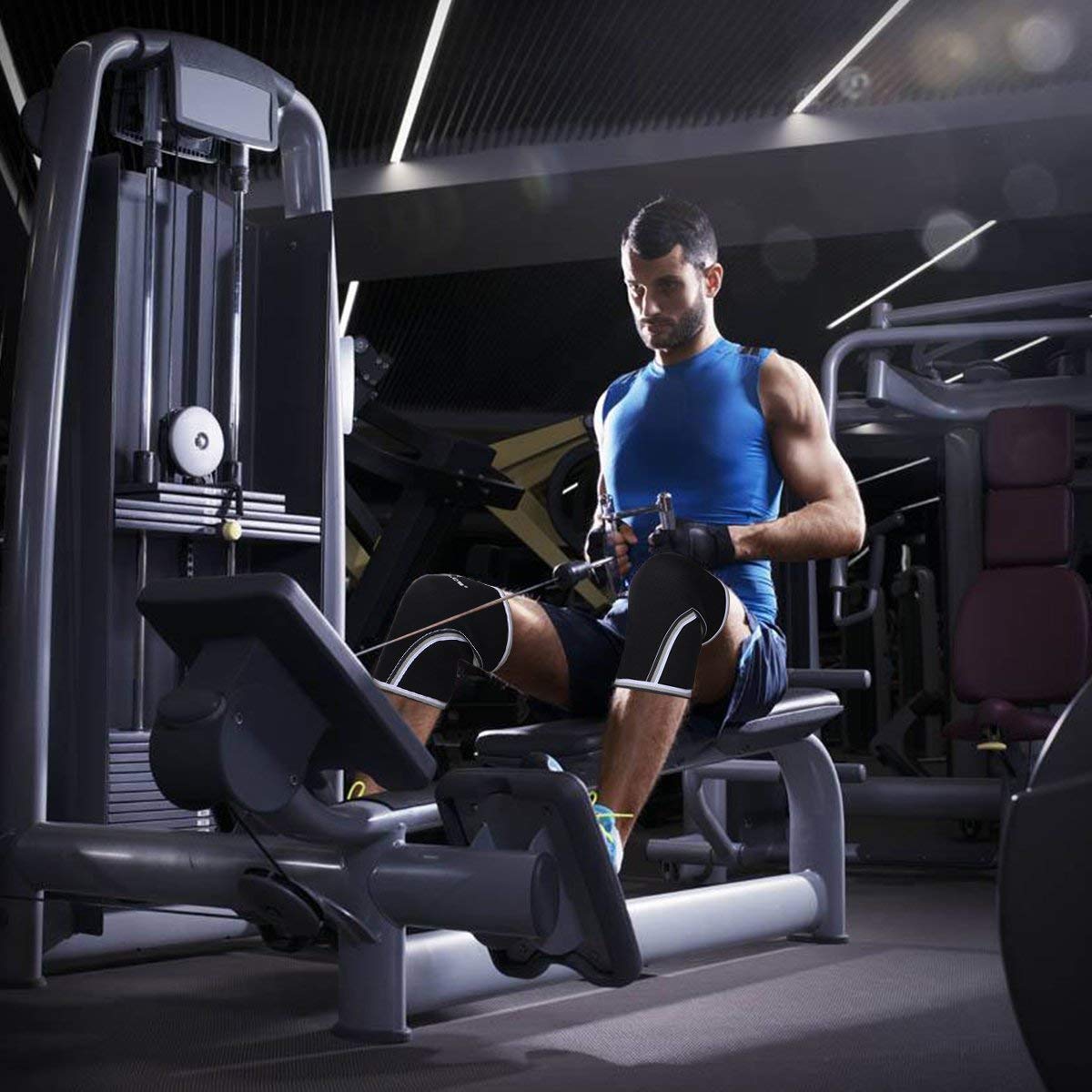 AEOLOS Knee Sleeves (1 Pair),7mm Compression Knee Braces for Heavy-Lifting,Squats,Gym and Other Sports (Large, Black)