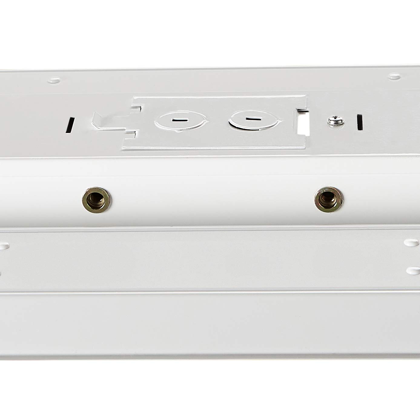 AmazonCommercial LED Linear High Bay, 90 Watt, 50000 Hours, Dimmable 0-10V, 12000 Lumens, ETL and DLC Certified, Daylight, 1-Pack
