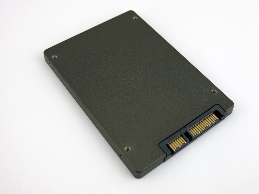 Micron 512GB MTFDDAK512MAM-1K1 RealSSD C400 SATA III 6.0 Gb/s 2.5 Solid State Drives (SSD)