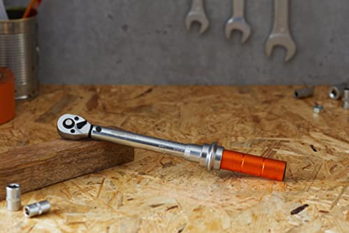 Amazon Basics 1/4-Inch Drive Click Torque Wrench - 20-150 inch-lb, 2.5-15 Nm