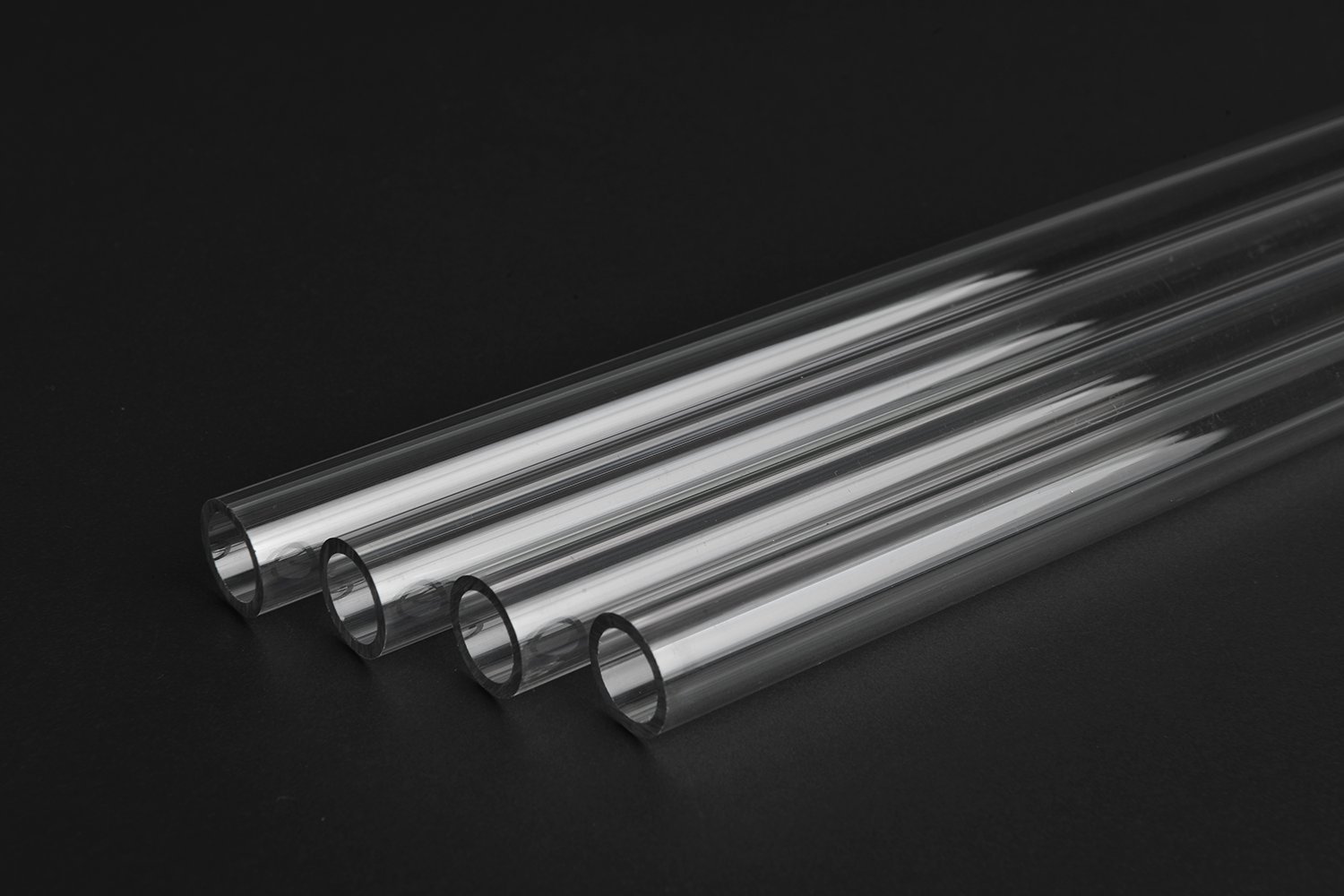 Thermaltake V-Tubler PETG Tube 16mm (5/8") OD 1000mm 4-pack