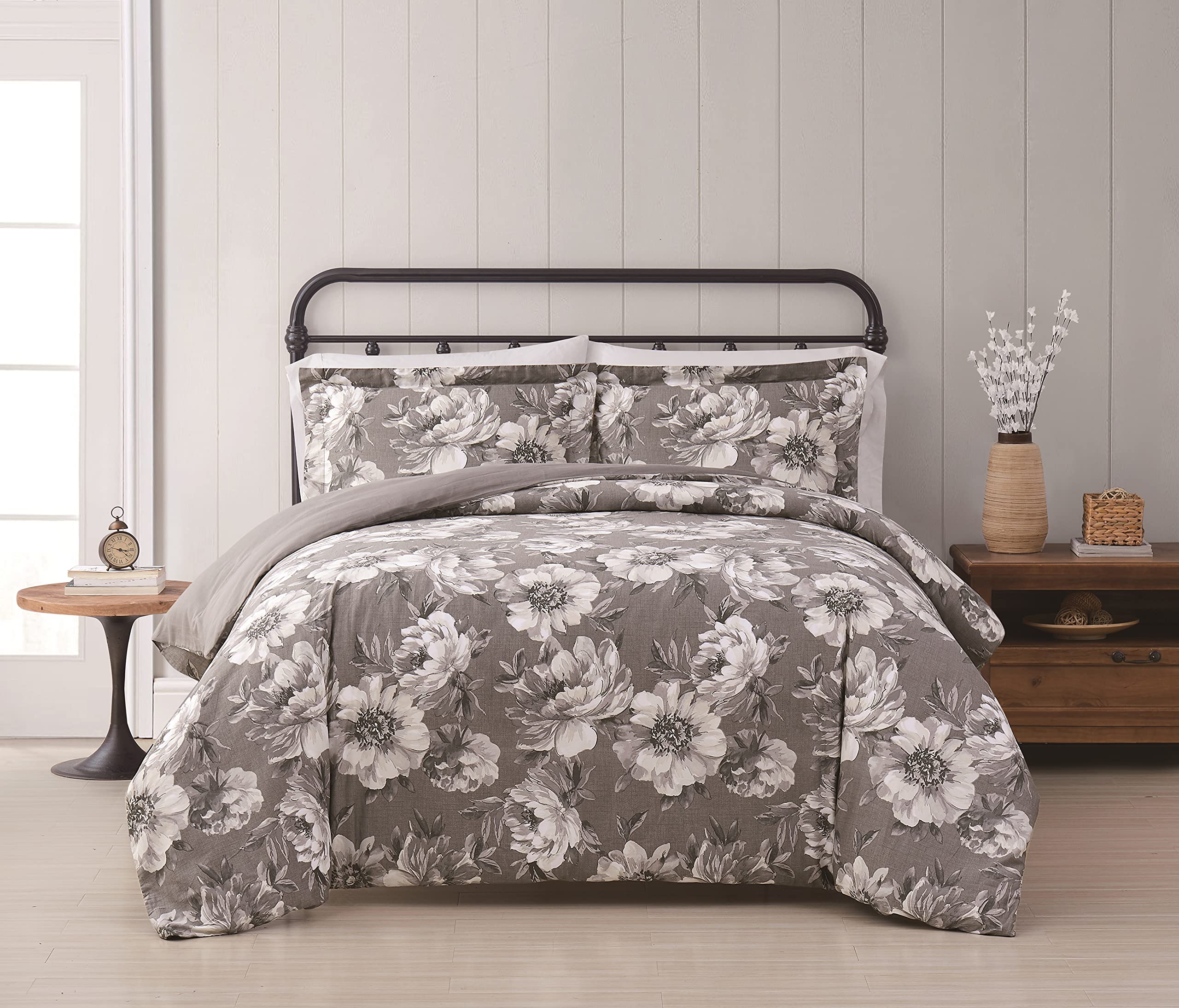 Cottage Classics - Full/Queen Rochelle Floral 3-Piece Farmhouse Style Duvet and Sham Set - Bold Floral Print - Grey