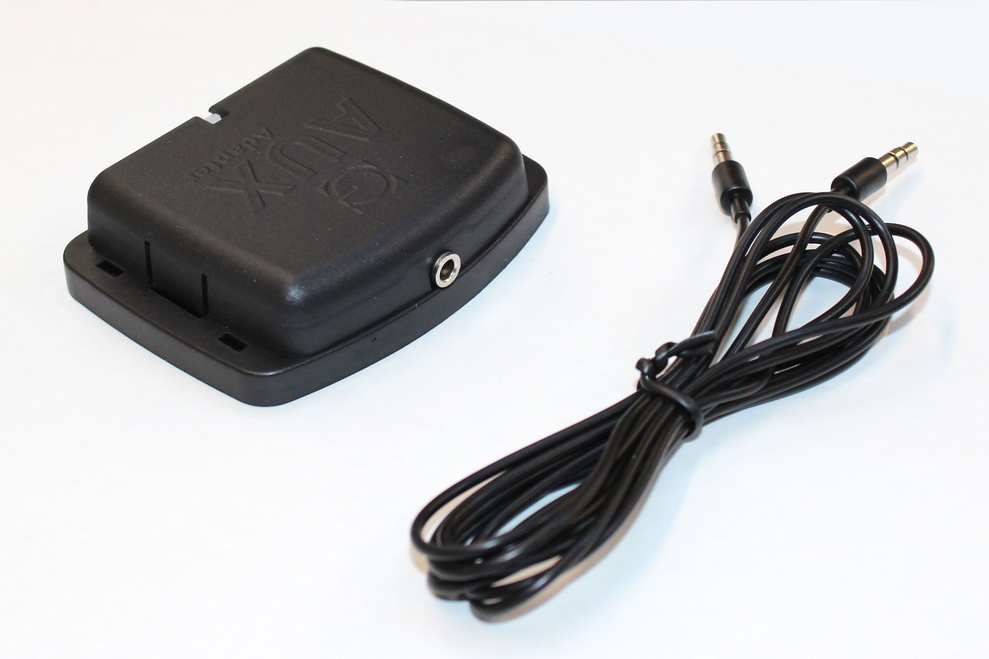 GROM Audio VOL01A1 for Select Volvo OEM Stereo AUX-in Interface MP3 Smartphone Auxiliary Adapter Kit
