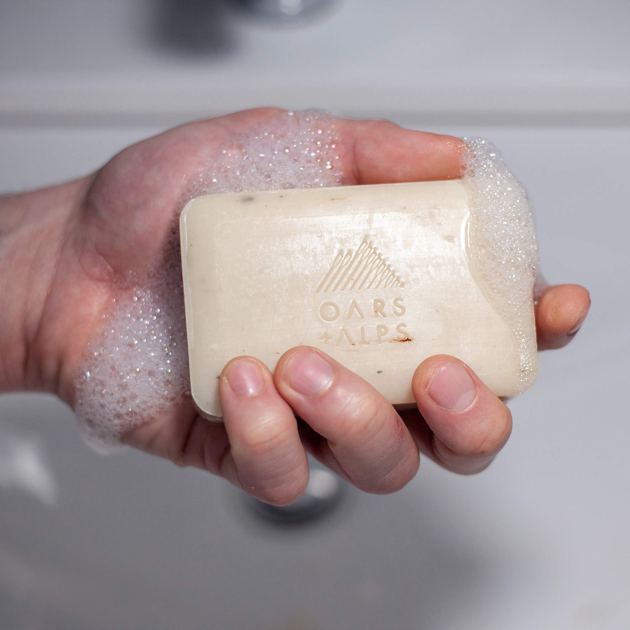 Oars + Alps Moisturizing Men's Bar Soap, Dermatologist Tested and Made with Clean Ingredients, TSA Approved, 1 Pack, 6 Oz