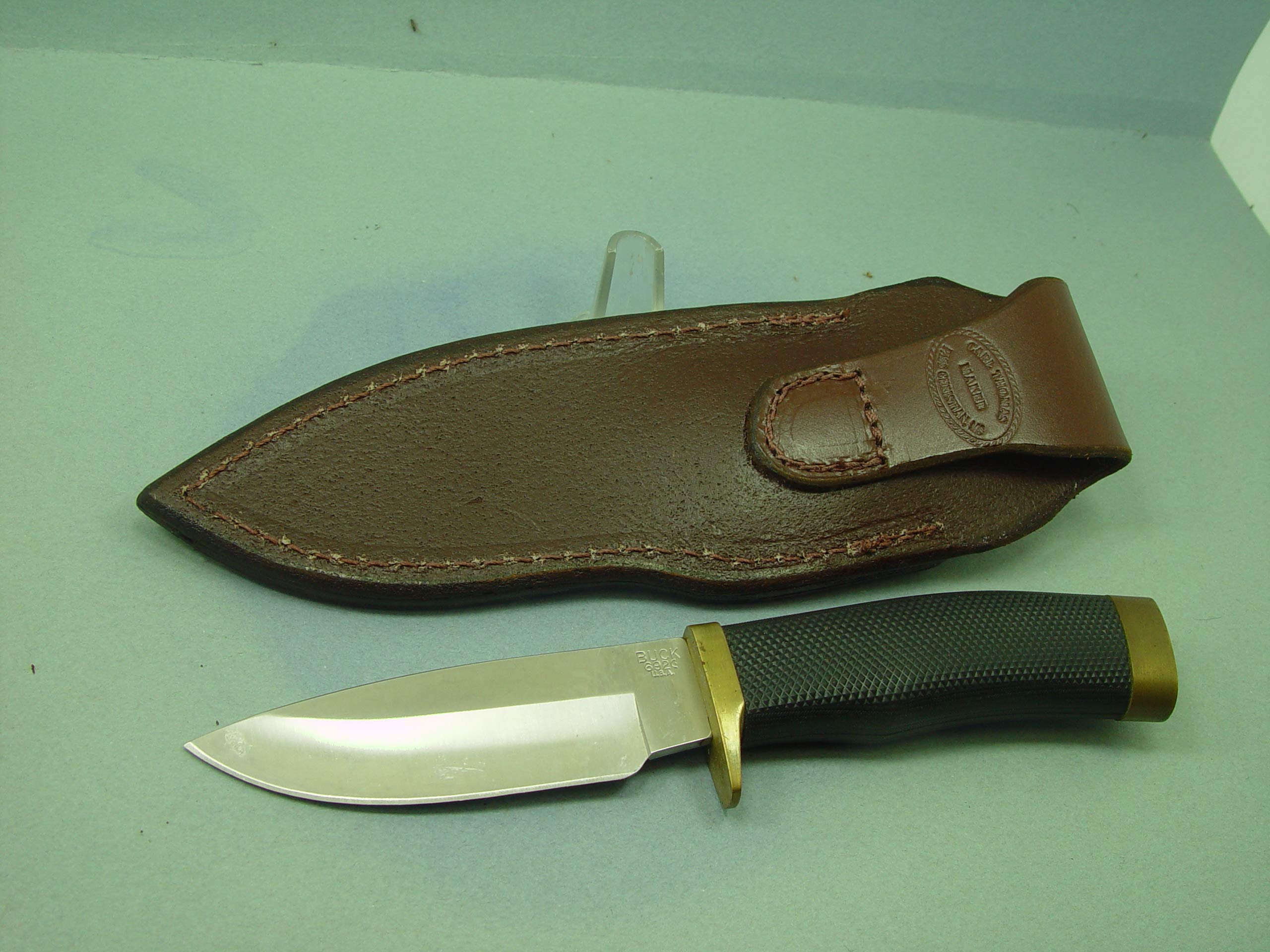 Custom Vertical Knife Sheath Fits Buck 692 or 192 Knives, Fixed Blade Knife Holder, Dyed Dark Brown