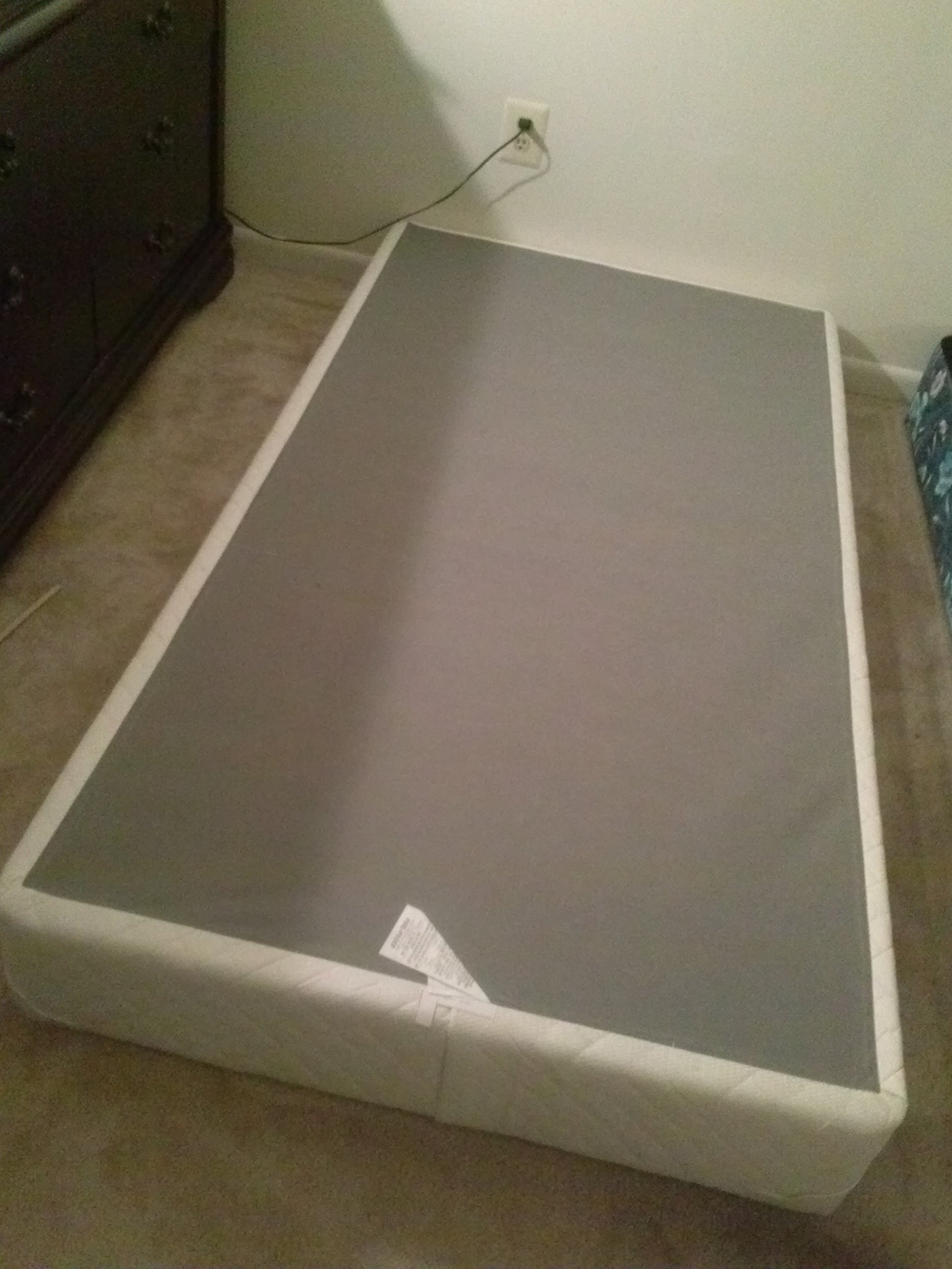 Comfort Bedding Wood Low Profile Traditional Box Spring/Foundation for Mattress Set, Twin, baige