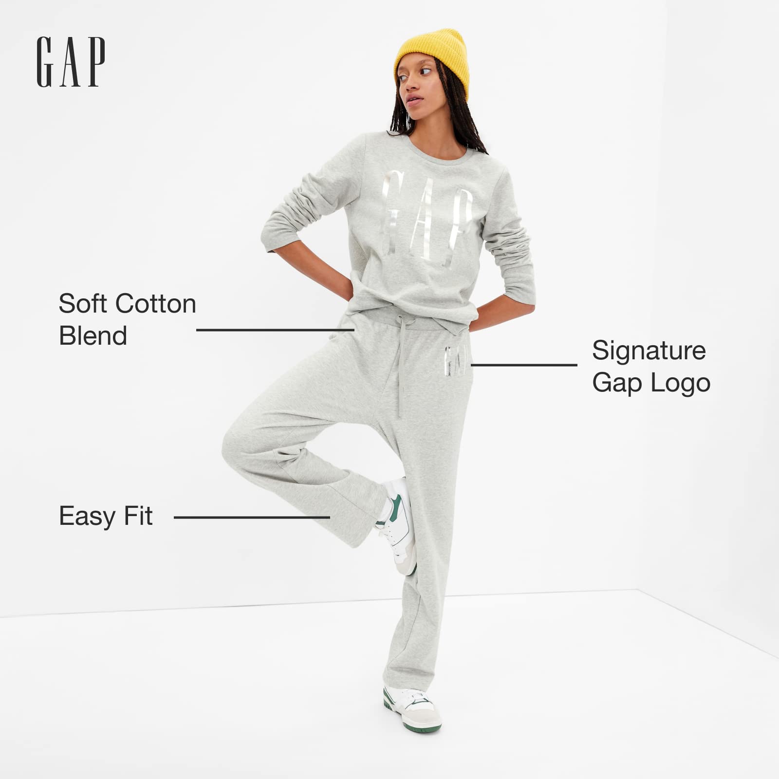 GAP Womens Logo Sweatpants, Lt Heather Grey Shine, Medium US
