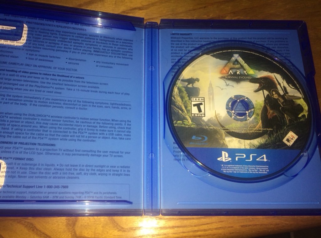 ARK: Survival Evolved (PS4)
