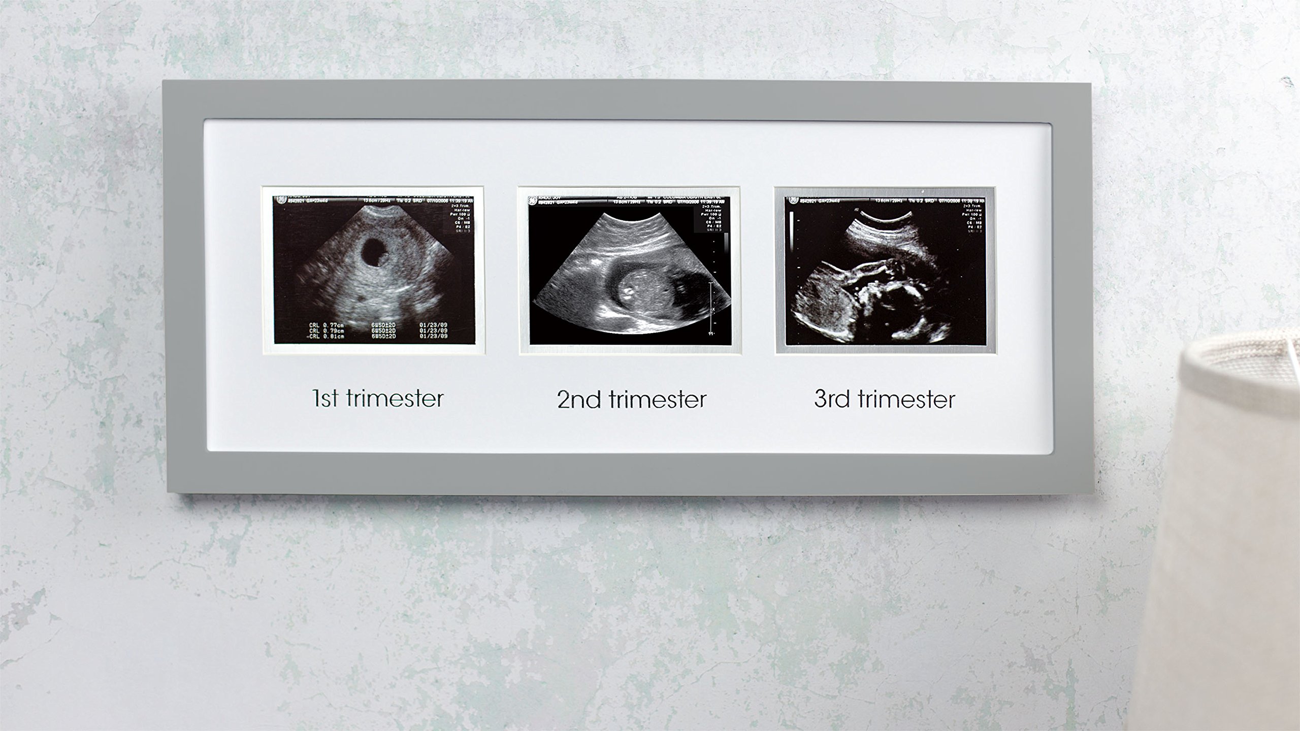 Pearhead Triple Sonogram Picture Frame, Pregnancy Keepsake Photo Frame, Gender-Neutral Baby Nursery Décor, Baby Accessory for New and Expecting Parents, Gray