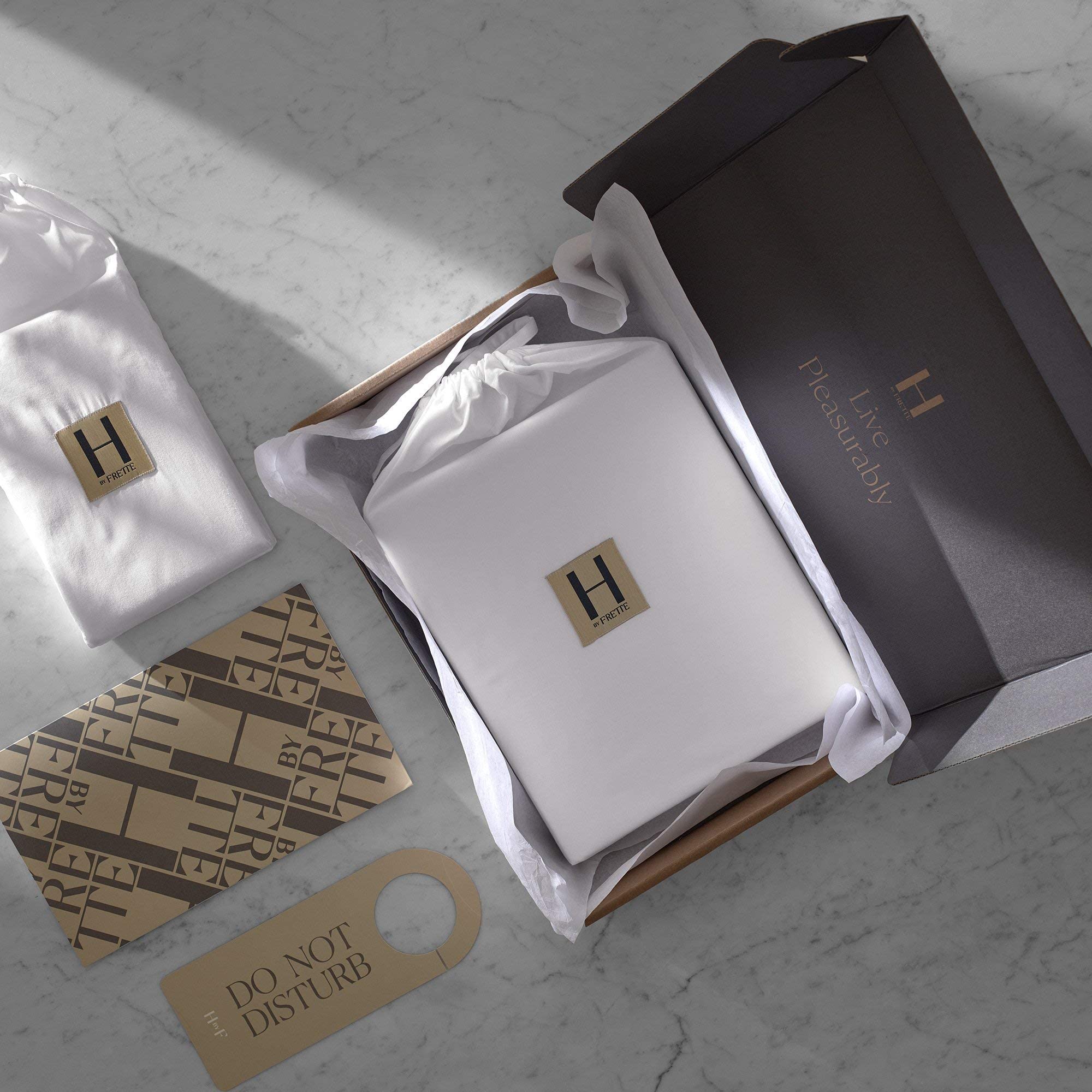 H by Frette Percale Standard Bed Bundle (King) - Luxury All-White Bedding Bundle/Includes Pillowcases, Fitted Sheet, and Duvet Cover