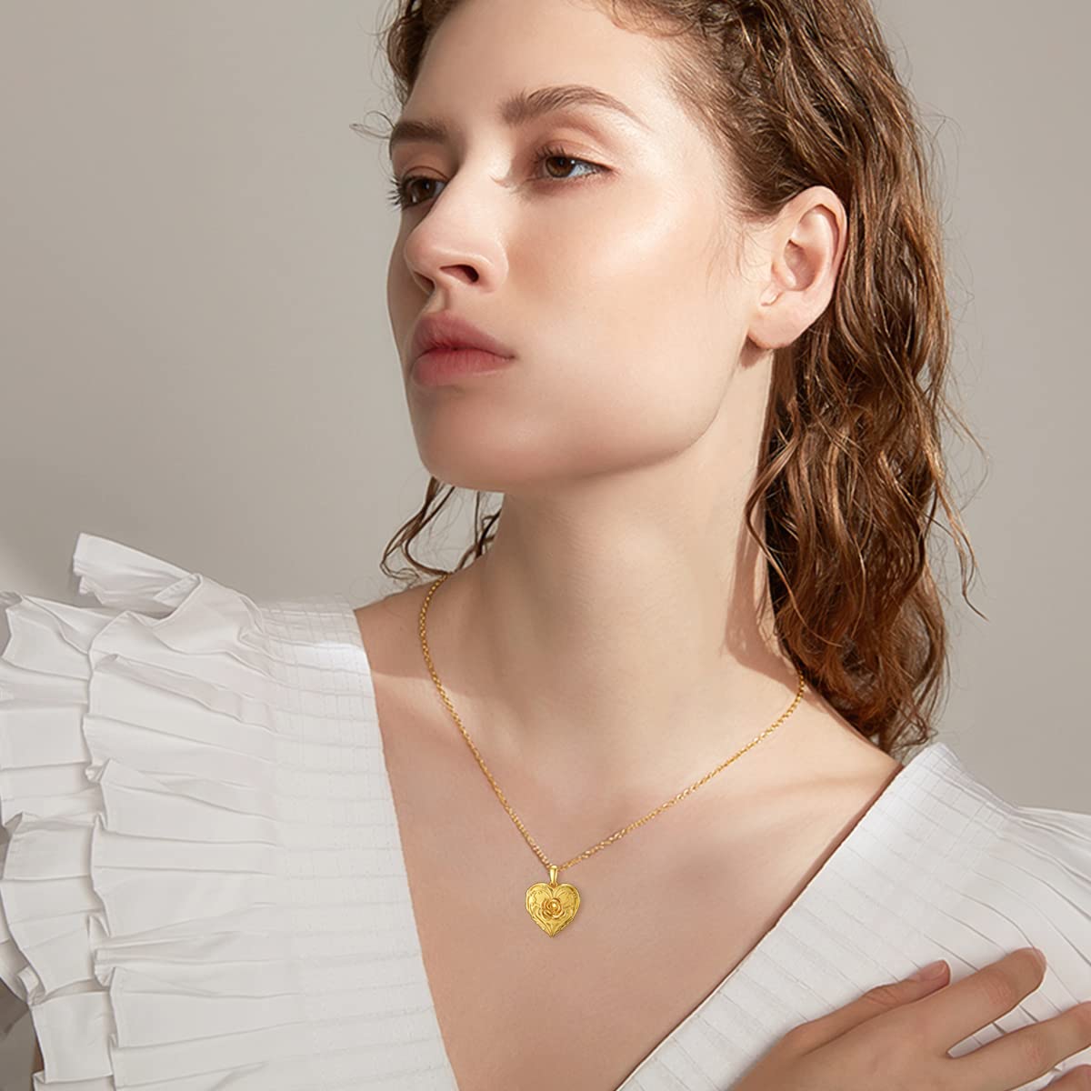 SOULMEET 18k Gold Plated Silver Rose Heart Shaped Locket Necklace That Holds 2 Picture,Your Are My Sunshine, 18" (Locket only)