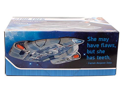 Polar Lights Star Trek USS Defiant 1:1000 Scale Snap Model Kit, Multicolor (POL952)