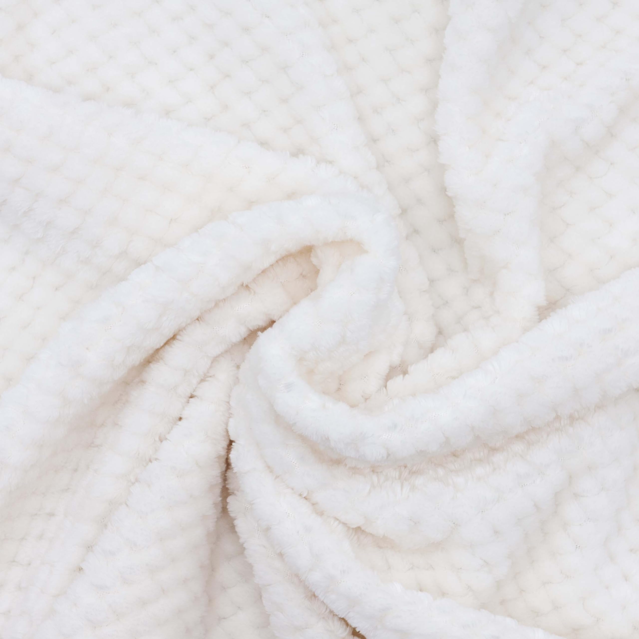 LITTLE CELEBRITY Flannel Blanket, Fluffy Blanket, Baby Blanket, Fleece Blanket, Newborn Blanket, Lap Blanket, 40X30 Inch (Cream)