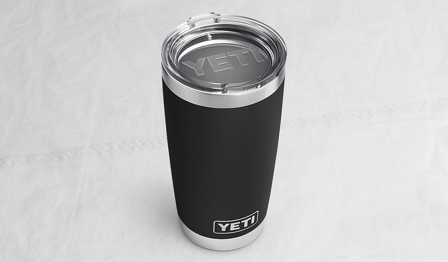 YETI Rambler 20 oz Stainless Steel Vacuum Insulated Tumbler with Lid, Black