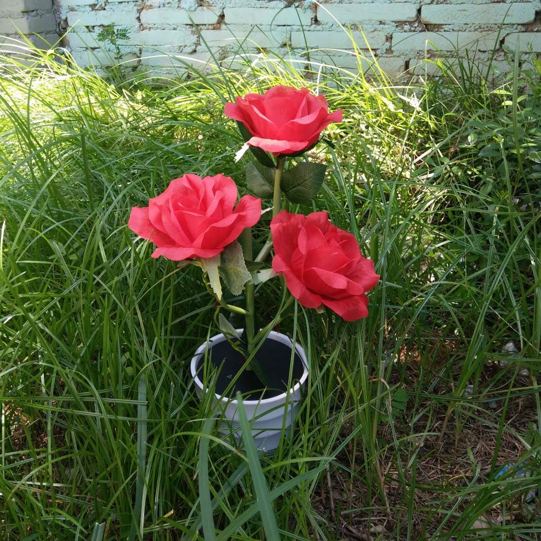Penfly LED Solar Power Decorative Artificial Rose Flower Pot Plant Landscape Light Night Lamp Outdoor Garden Yard Pathway Lawn Grassland Red