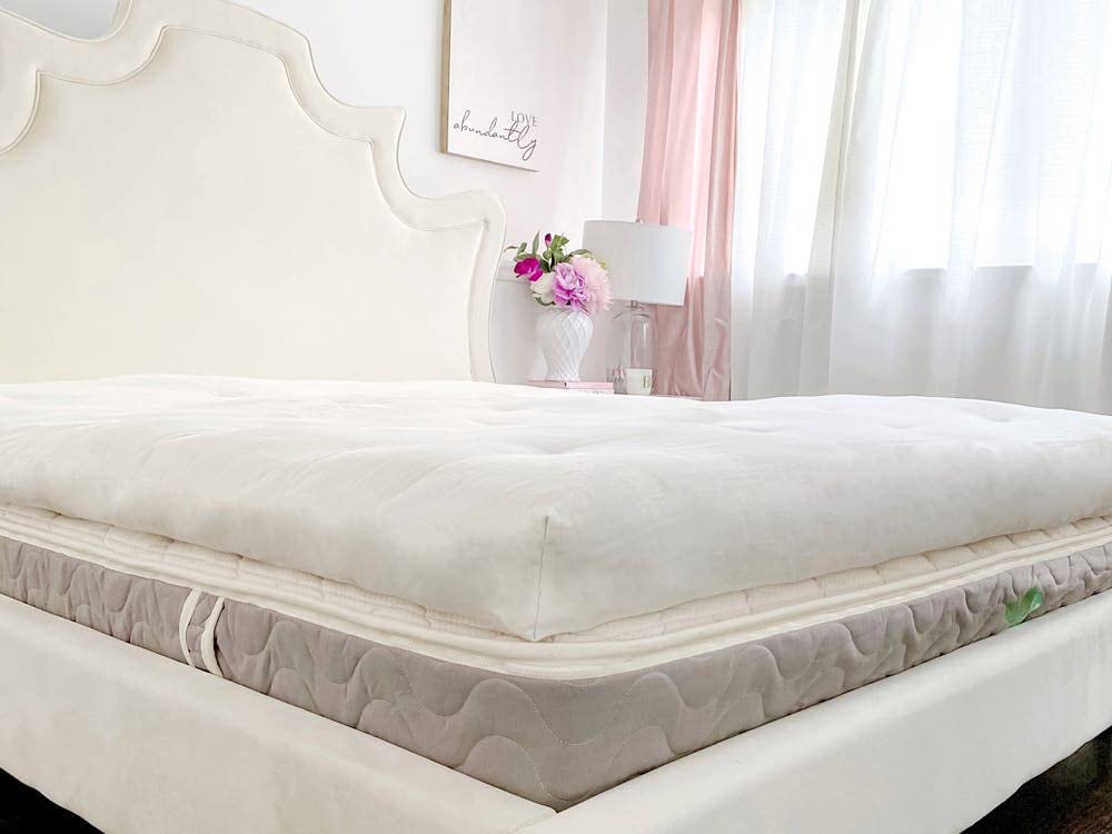 The Futon Shop Royal Luxury Mattress Topper King with Horse Hair, Cashmere and Wool - Soft Mattress Topper for Back Pain - Plush Mattress Toppers with Organic Cotton Case - The Best Mattress Toppers