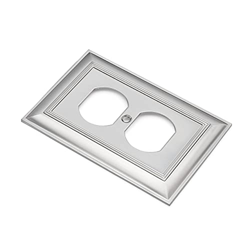 Amazon Basics Decorative 1-Gang Duplex Wall Plate, 3-Pack - Satin Nickel