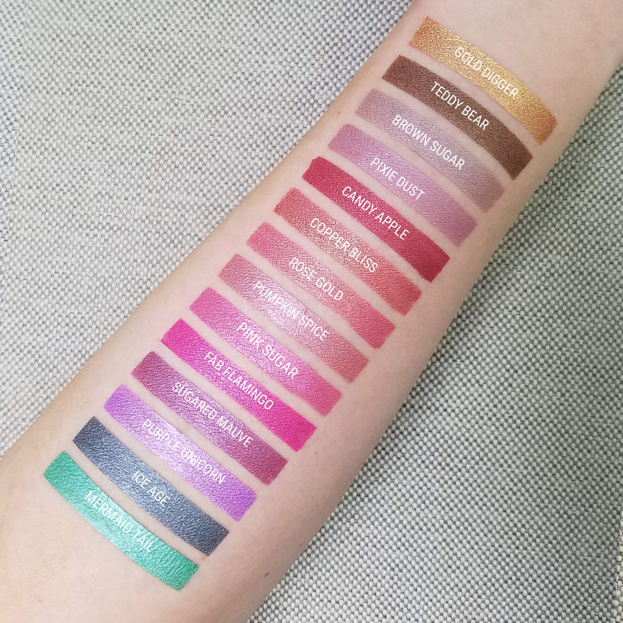 Aromi Dusty Rose Metallic Liquid Lipstick, Rosy Pink Nude Lip Color, Shimmery Finish, Waterproof, Long Lasting, Vegan, Cruelty-Free, Handmade (Pixie Dust)