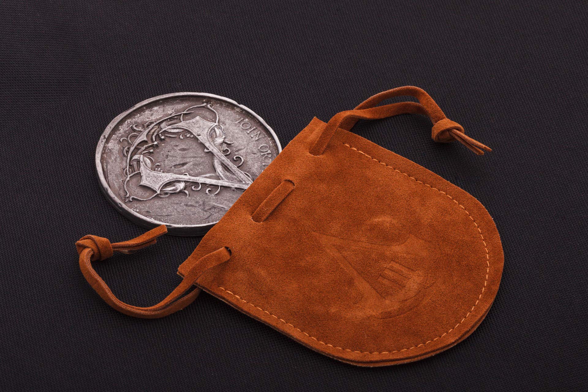Assassins Creed III 3 Join Or Die Medallion Coin from Limited Freedom Edition with Original Pouch