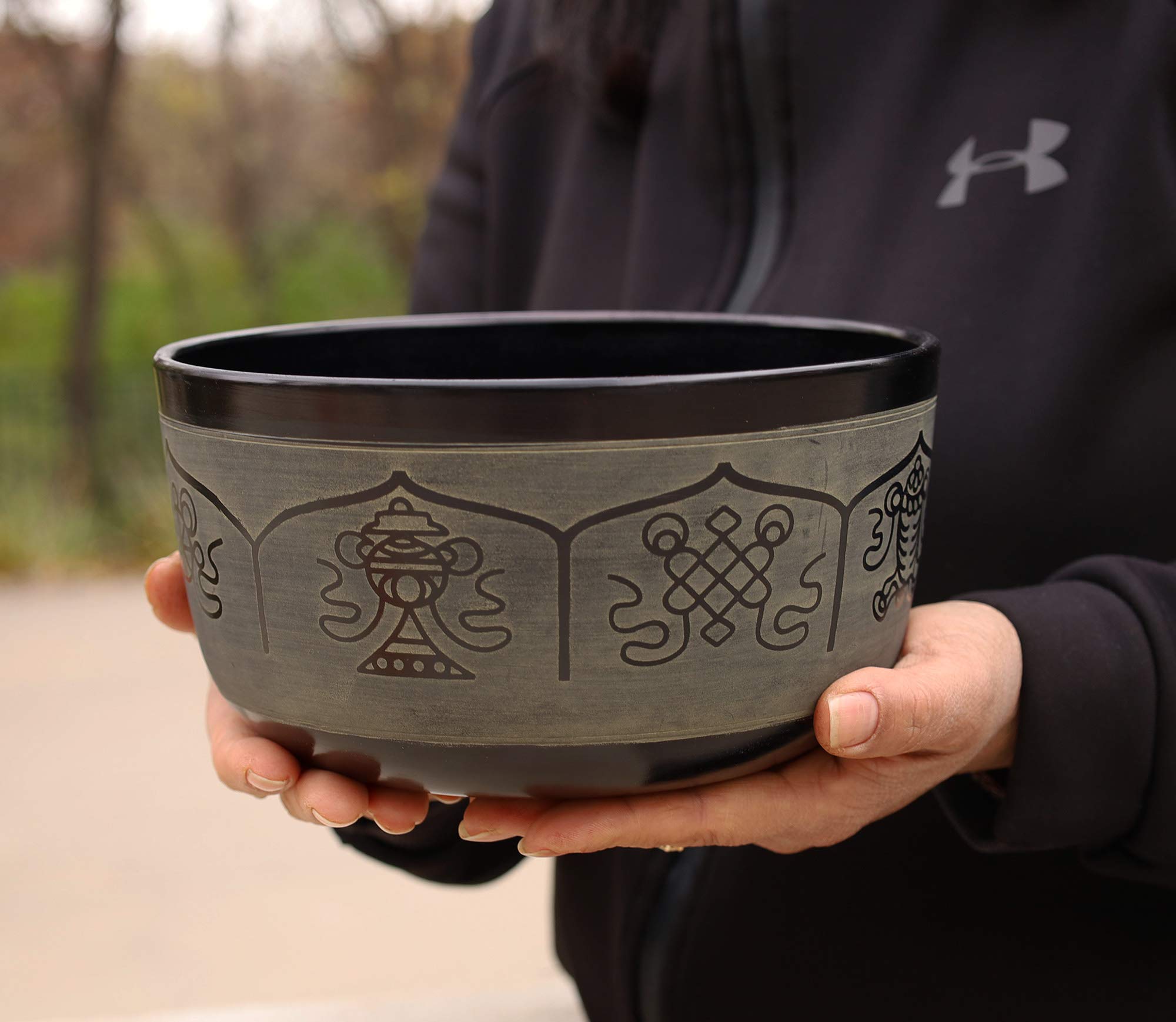 DharmaObjects Tibetan Meditation 8 Lucky Symbols Singing Bowl Mallet Mat Cushion Set (8 Inches, 8 Lucky Symbols)