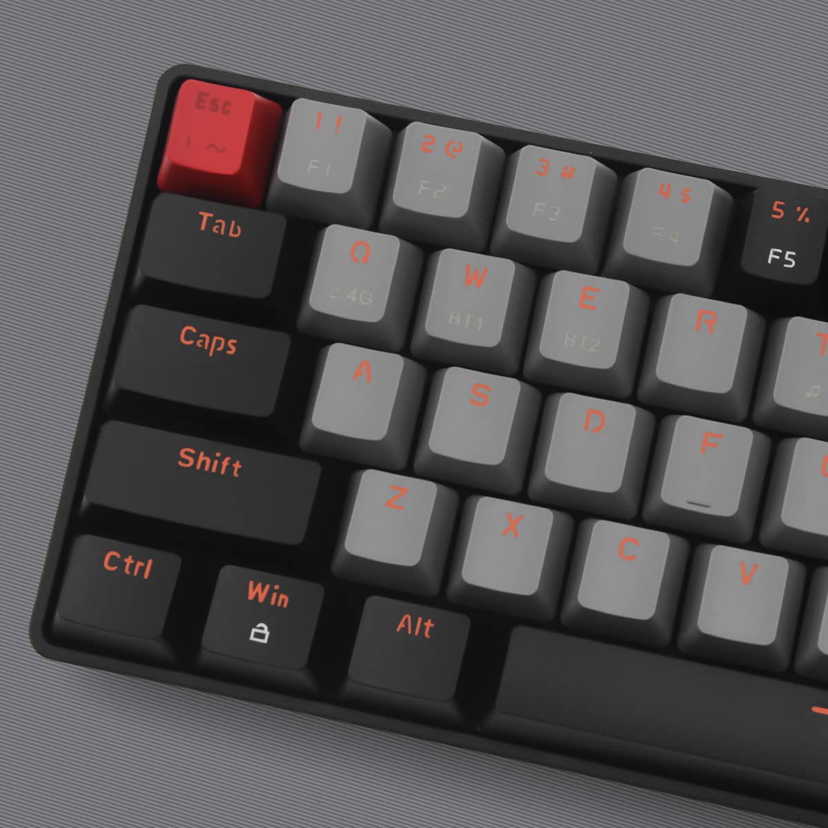 Qisan Mechanical Keyboard Gaming Keyboard Brown Switch 68-Keys Mini Design (60%) Gaming Wired Keyboard White Magicforce