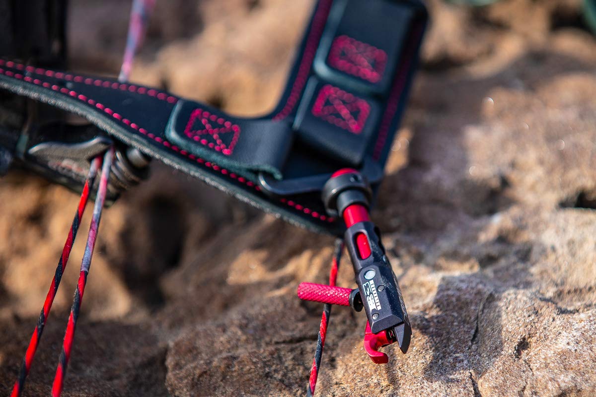 B3 Archery BRAVE - Red - (Swivel Stem)