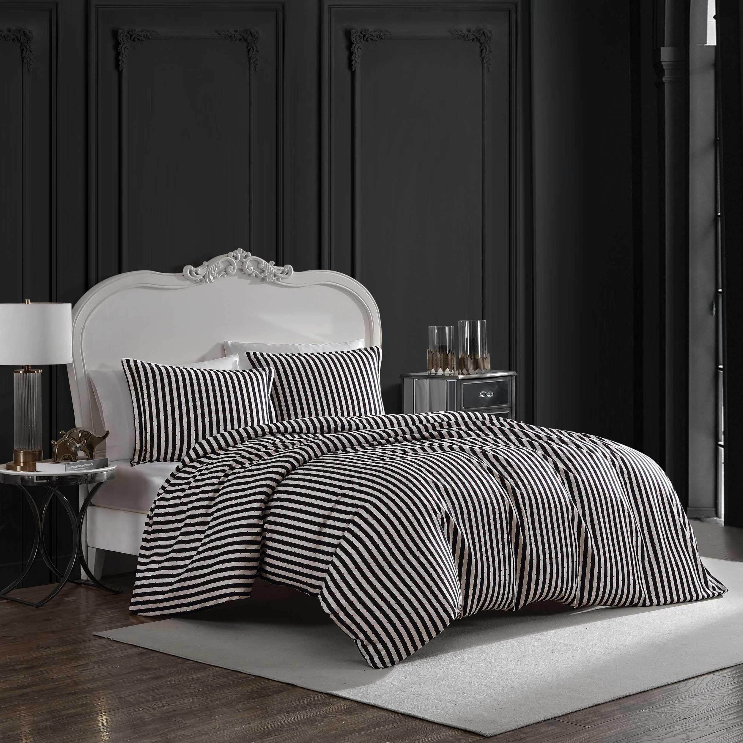 Betsey Johnson - King Duvet Cover, Soft Bedding Set with Matching Shams, Chic Home Decor (Wonderland Stripe Black, King)