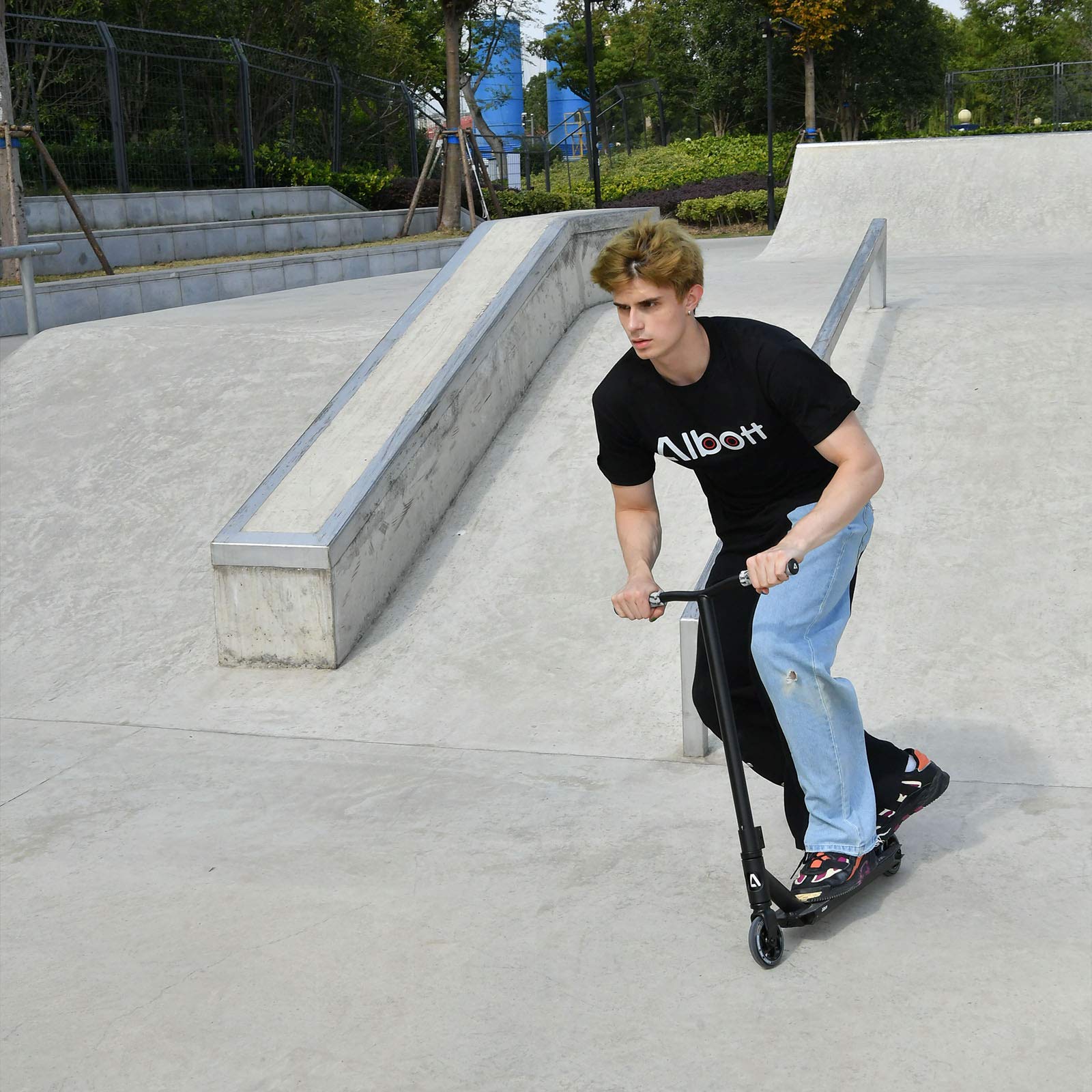 Albott Pro Scooters Trick Scooter - Freestyle 110mm Aluminium Core Wheels Stunt Scooters for Kids 8 Years and Up Entry Level Scooter for Beginner Boys Teens Adults(Black)