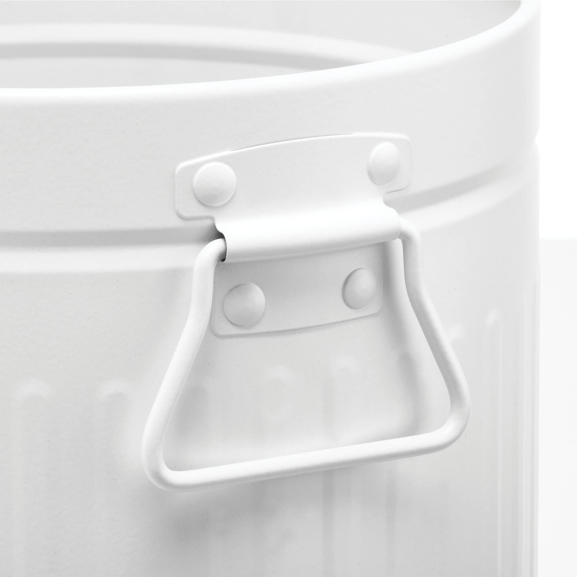 mDesign Steel Metal 2 Gallon/7 Liter Trash Can Wastebasket, Garbage Bin with Handles for Bathroom, Kitchen, Bedroom, Office - Holds Trash, Waste, Garbage, Recycling - White