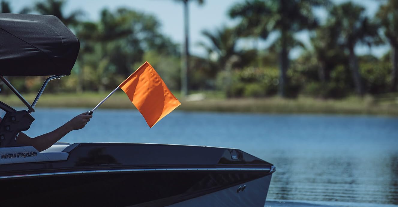 Atlantis A2095 Ski Flag with Pole