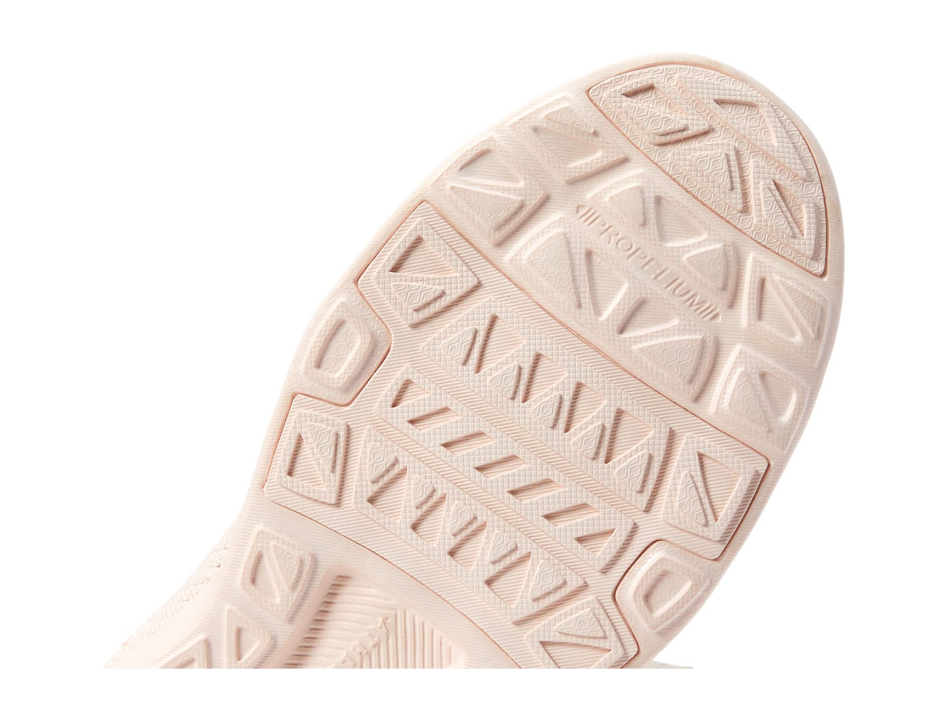 Athletic Propulsion Labs (APL) Techloom Tracer Almond/Pristine/Caramel 5.5 B (M)