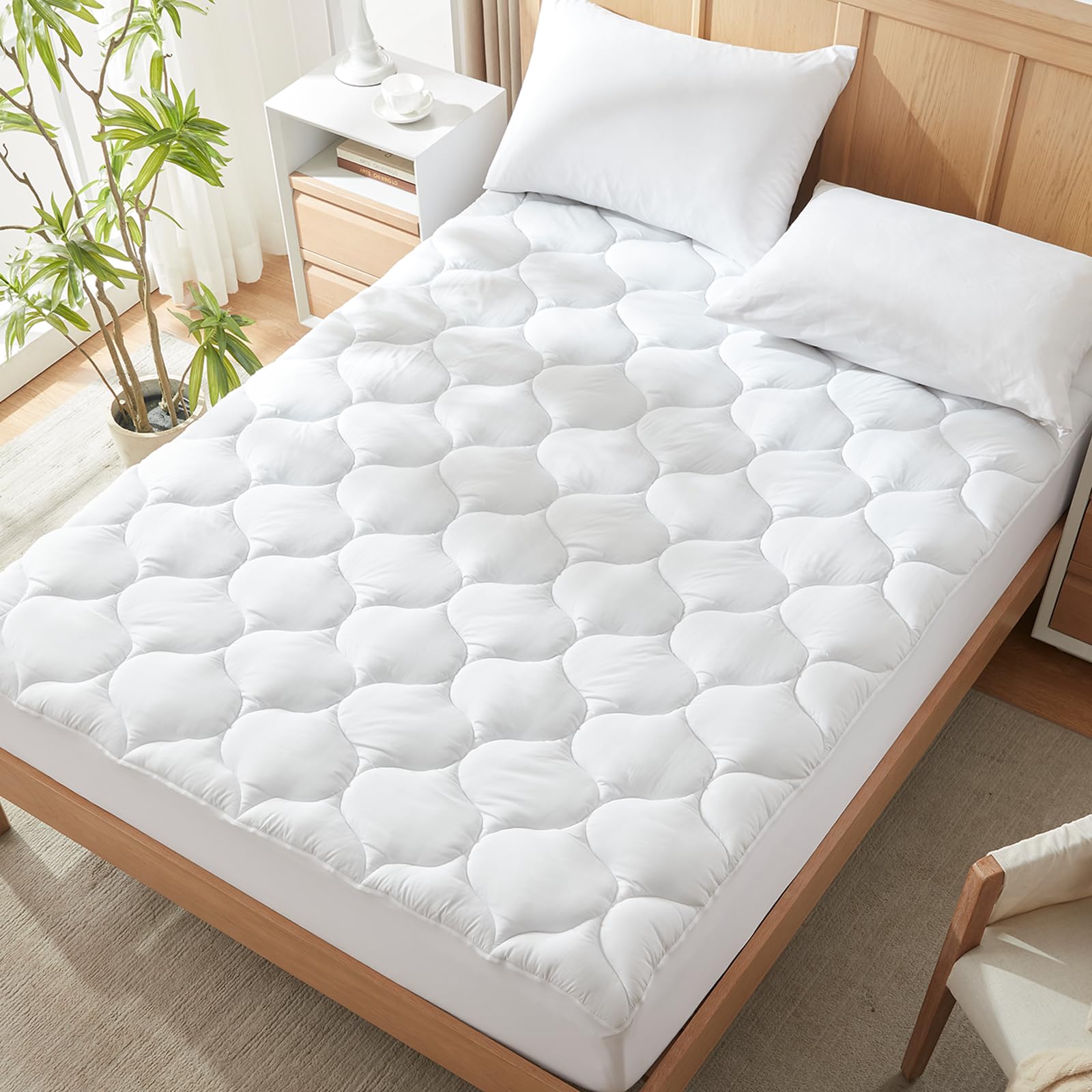 Cosybay King Size Fitted Mattress Pad, Bedding Quilted Noiseless Mattress Protector Stretches up to 18 Inches Deep, Breathable Bed Matress Cover 78x80 Inches