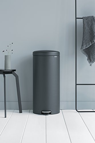 Brabantia newIcon Pedal Bin with Plastic Insert, Dustbin, Step Trash Can, Mineral Infinite Grey, 30 L, 114663