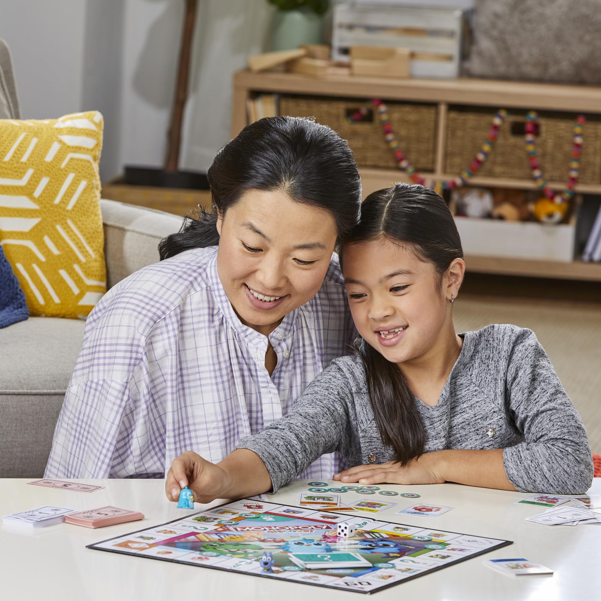 Monopoly Discover Board Game for Kids Ages 4+, Fun Game for Families, 2-Sided Gameboard for 2-4 players, 2 Levels of Play, Playful Teaching Tools for Families