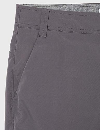 Amazon Essentials Men's Slim-Fit 7" Hybrid Tech Short, Charcoal, 30