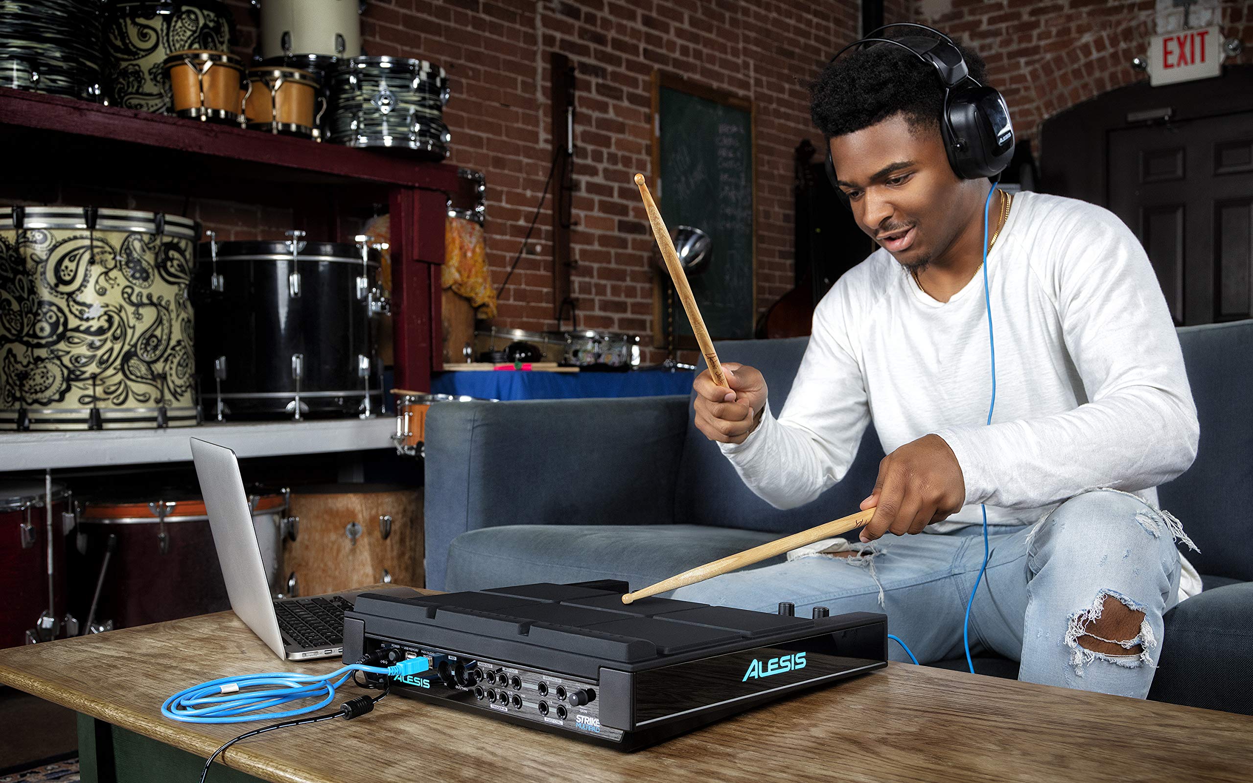 Alesis Strike Multipad - 9-Pad Percussion Instrument with Sampler, Looper, 2 Ins and Outs, Soundcard, Sample Loading via USB Thumb Drives and 4.3-Inch Display,Black