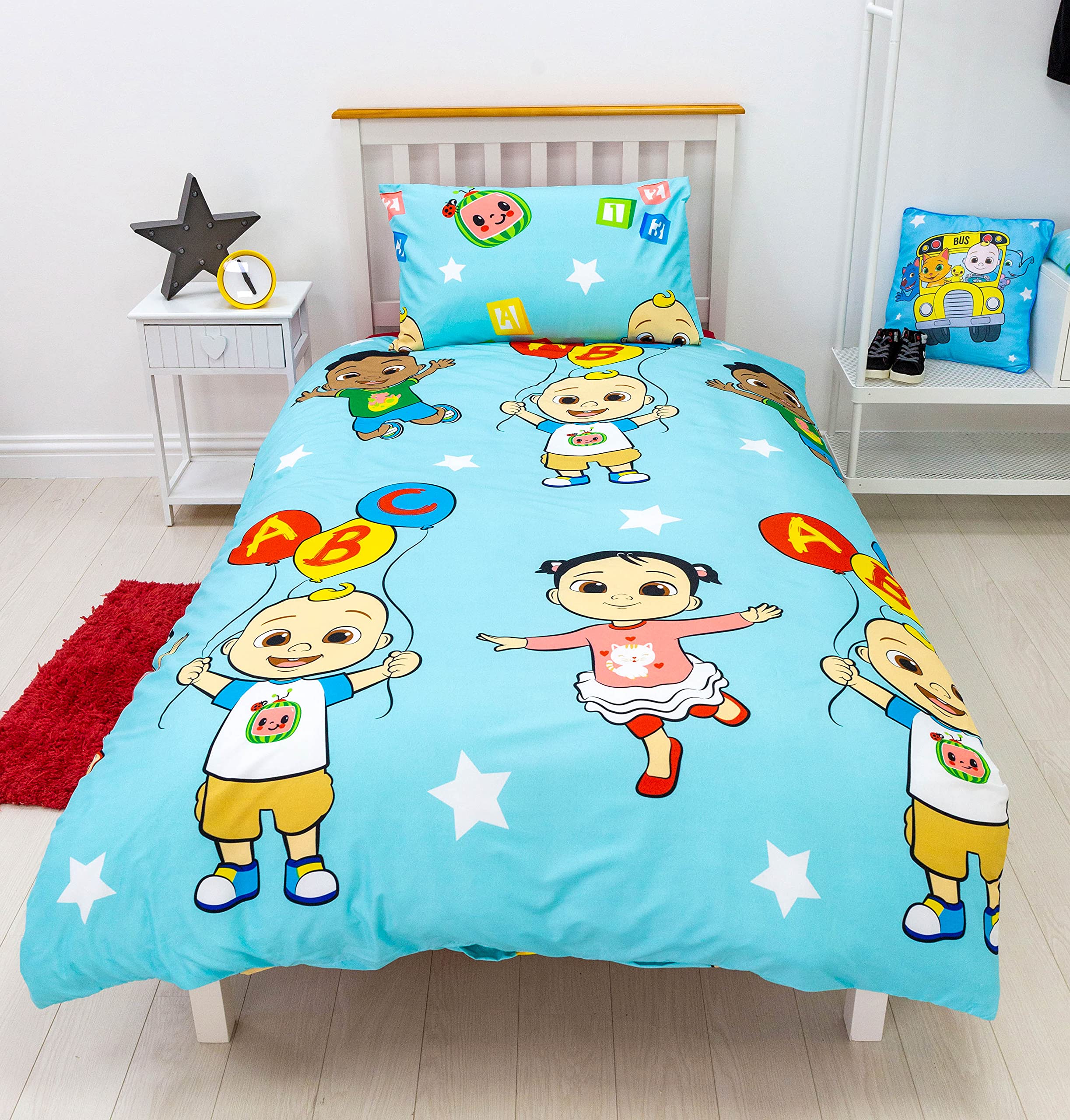 CoComelon Friends Single Duvet Cover and Pillowcase Set