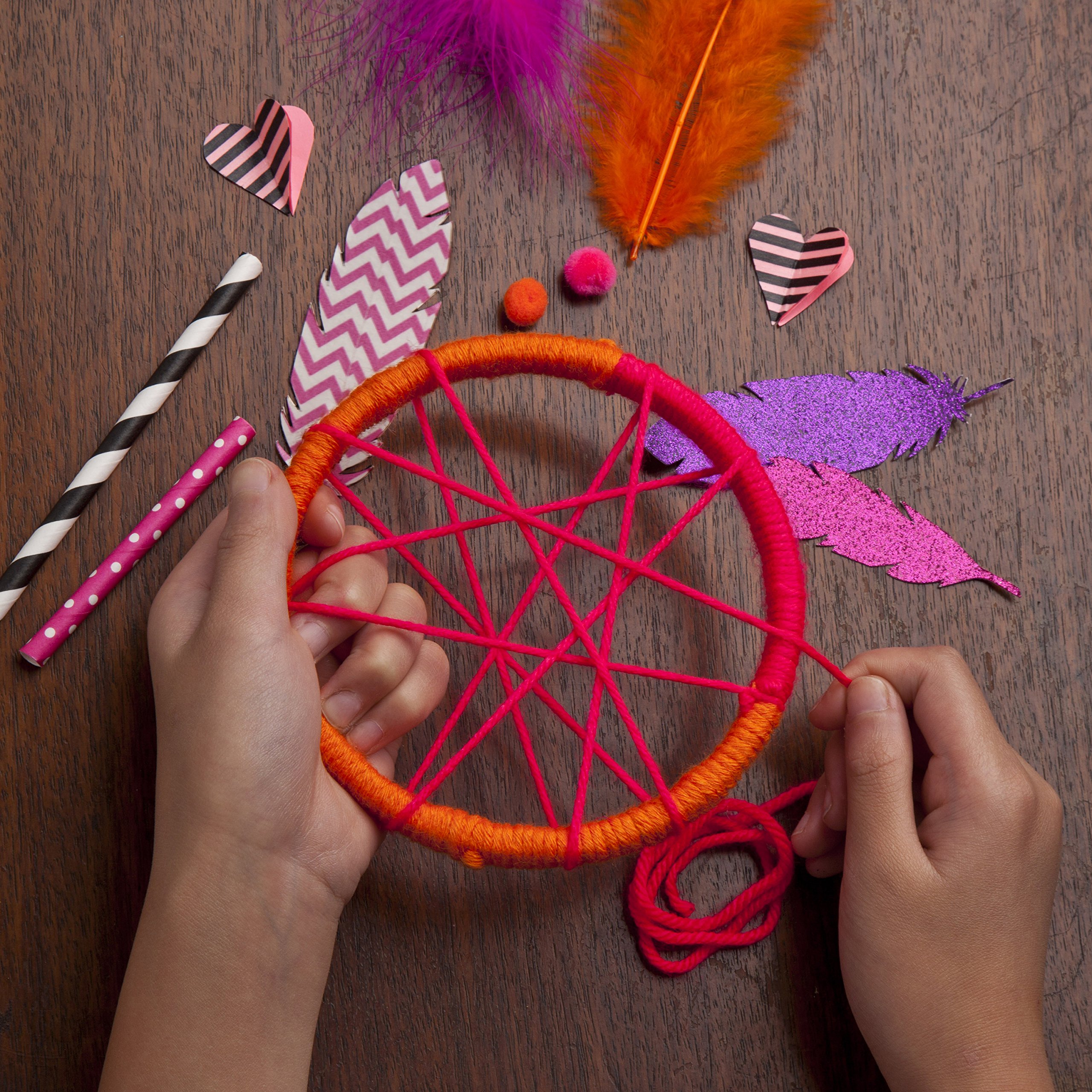 Craft-tastic β Dream Catcher Kit β Craft Kit Makes 2 Dream Catchers