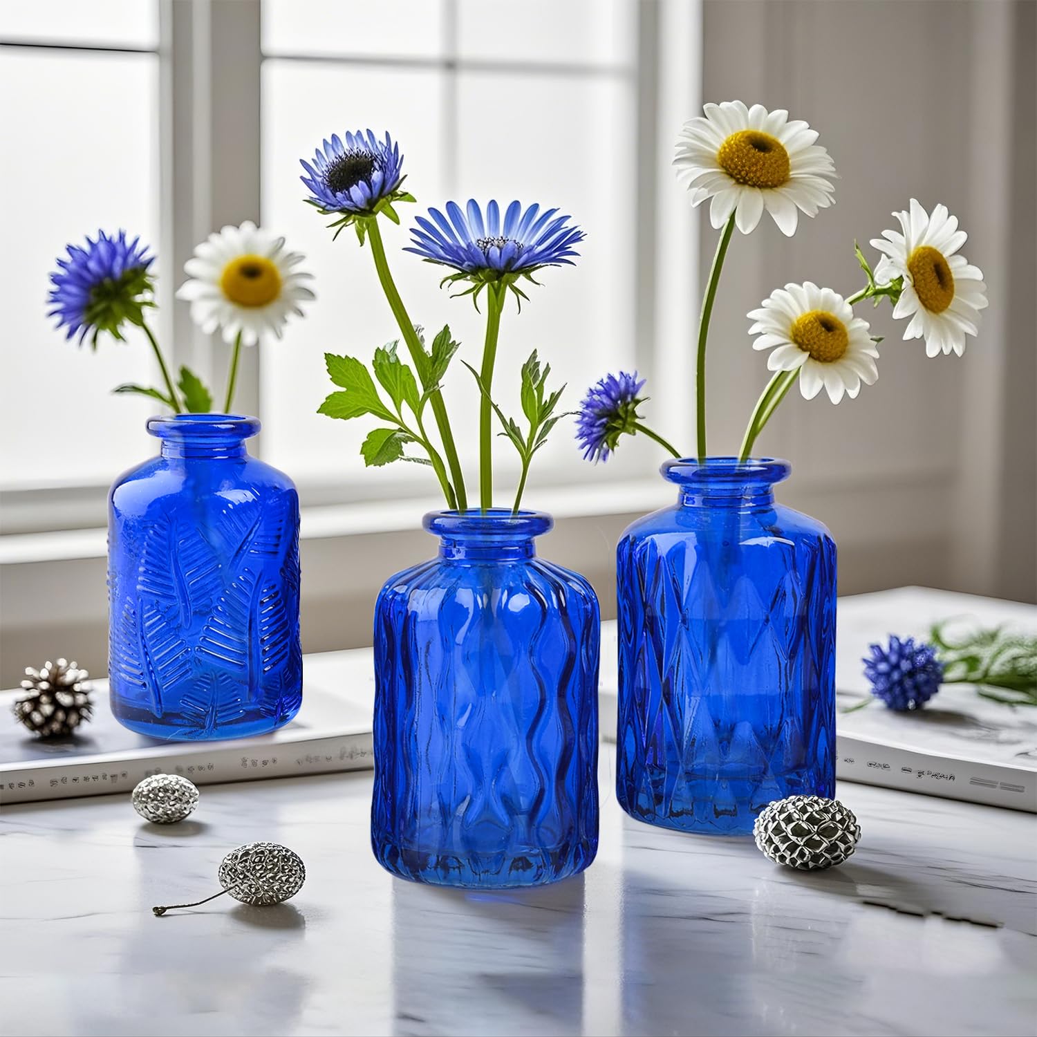 ELEGANTTIME Set of 5 Brown Amber Glass Bud Vase Set Multi Colour Glass Flower Vase Bottle with Crok Wire Handle Design Perfect for Cafes, Office Table, Home and Garden
