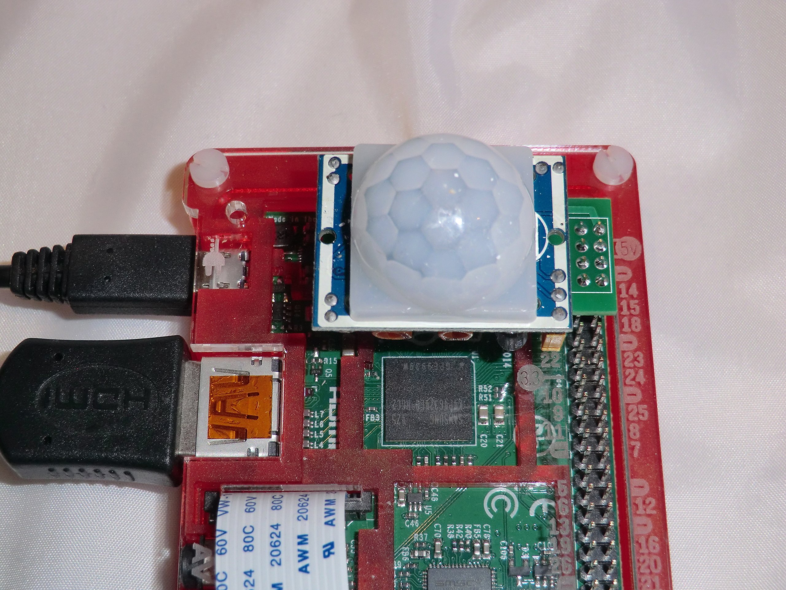 PIR-2-Pi IR Motion Detector - PIR Infra Red Movement Sensor & GPIO Clip for Raspberry Pi 4, Pi 3 and Pi Zero WH Models. Connects Directly to GPIO pins. PIR Module Sends Signals on GPIO4.