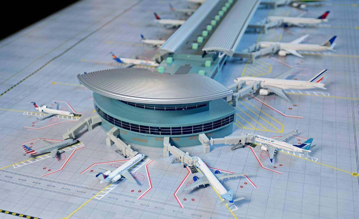 GJARPTC Airport Terminal Double ROTUNDA GEMGJARPTC 1:400 Gemini Jets Airport Terminal with 22 Gates (pre-Painted/pre-Built)