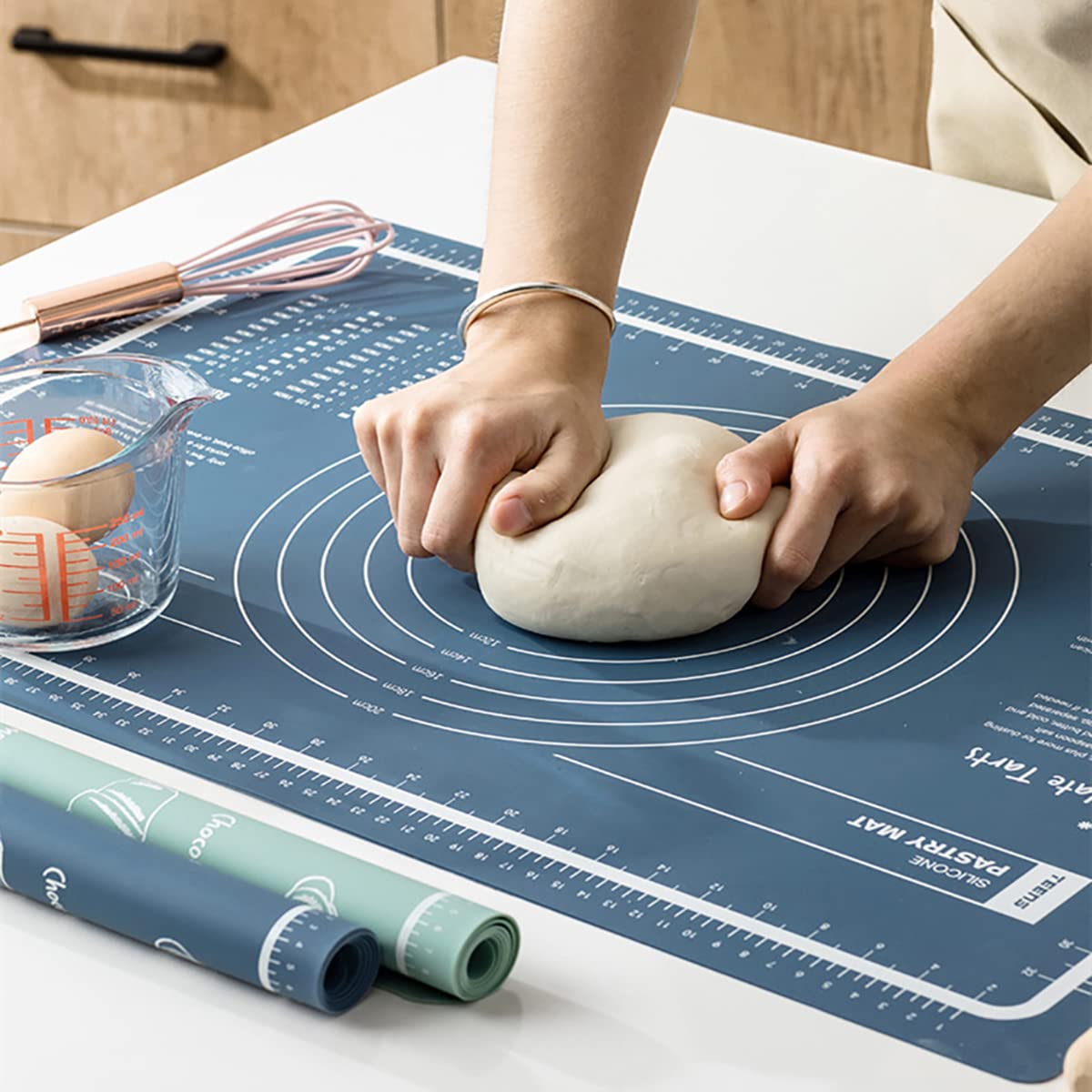 Baking Mats,Silicone Pastry Mat,Silicone Baking Mat for Pastry Rolling Dough with Measurements, BPA Free Non stick and Non Slip Blue Table Sheet Baking Supplies for Bake Pizza Cake