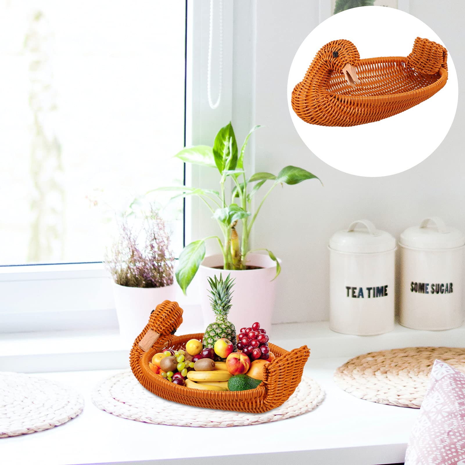 Baluue Rattan Woven Basket Fruit Bread Serving Baskets Duck Shaped Weaving Countertop Vegetable Holder Fruit Bowl Home Decor for Bread Snacks