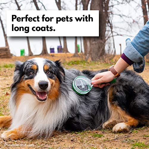Cedarcide Flea + Tick Pet Brush (Quart Pack) | Durable Grooming Brush Effectively Applies Cedarcide Original Biting Insect Spray to Kill + Repel Fleas Ticks & Mosquitoes | for Pet Cats and Dogs