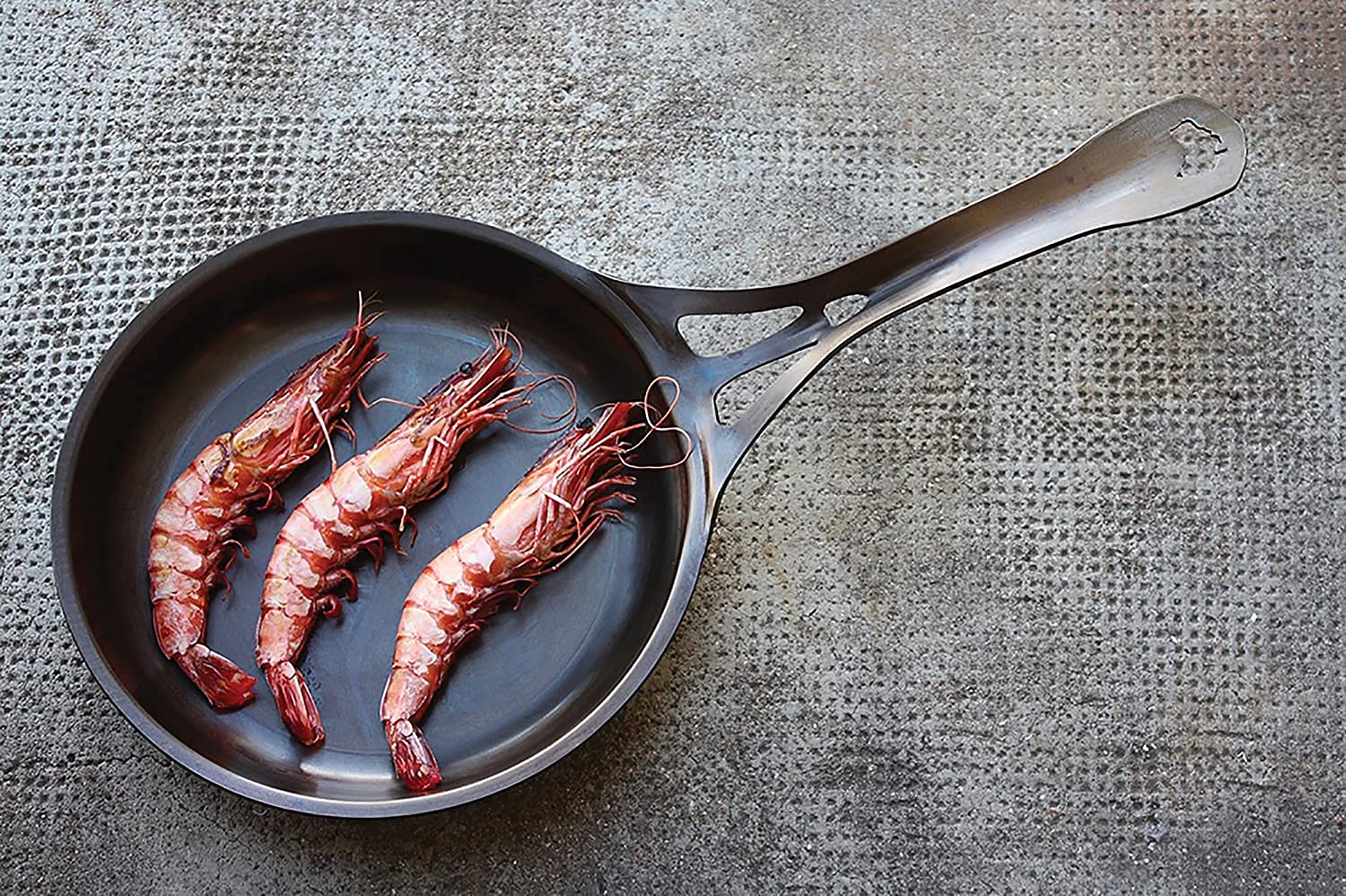 AUS-ION Skillet, 10.2" (26cm), Smooth Finish, 100% Made in Sydney, 3mm Australian Iron, Professional Grade Cookware