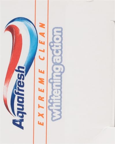 Aquafresh Extreme Clean Whitening Action Fluoride Toothpaste for Cavity Protection, 5.6 ounce