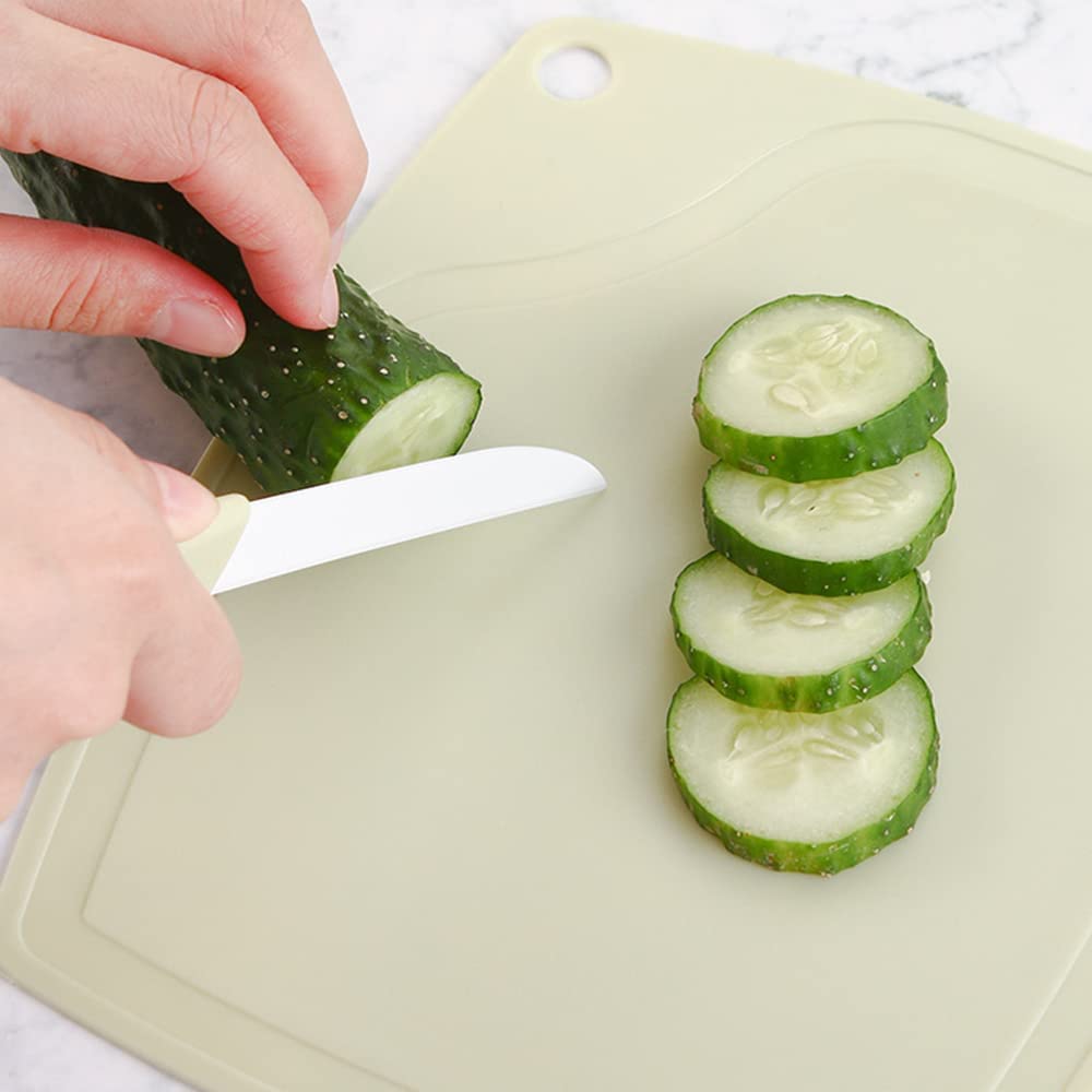 Auniwaig 3-Piece Green Kitchen Utensils, 6.30"x0.79" Ceramic Knife, 4.92"x3.15" Peeler, 7.48"x2.36" Cutting Board for Cutting Fruits Vegetables and Boneless Meat Small Set for Outdoor Camping