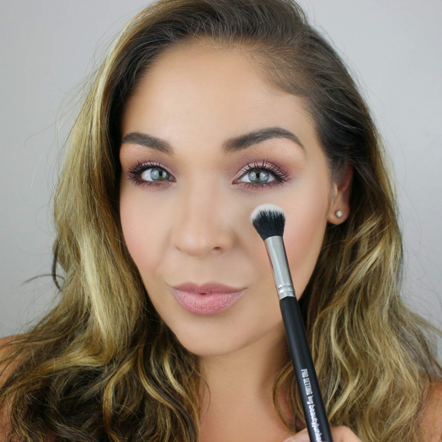 Under Eye Setting Powder Brush - Small Soft Fluffy Tapered Blending Makeup Brush, Set Concealer, Buffing, Baking, Finishing Loose, Pressed, Compact, Mineral Cosmetics, Synthetic, Cruelty Free Vegan