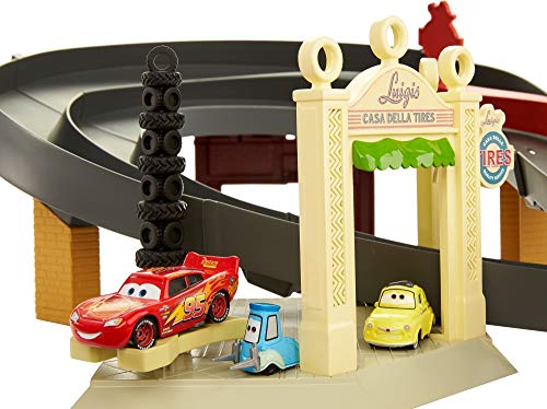 Disney Cars Toys Race Around Radiator Springs Playset
